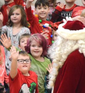 Christmas event marks last day of year for Elementary Center | News ...